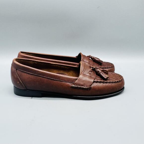 G.H. Bass & Co. | Shoes | Gh Bass Co Shoes Womens 85 Brown Leather ...
